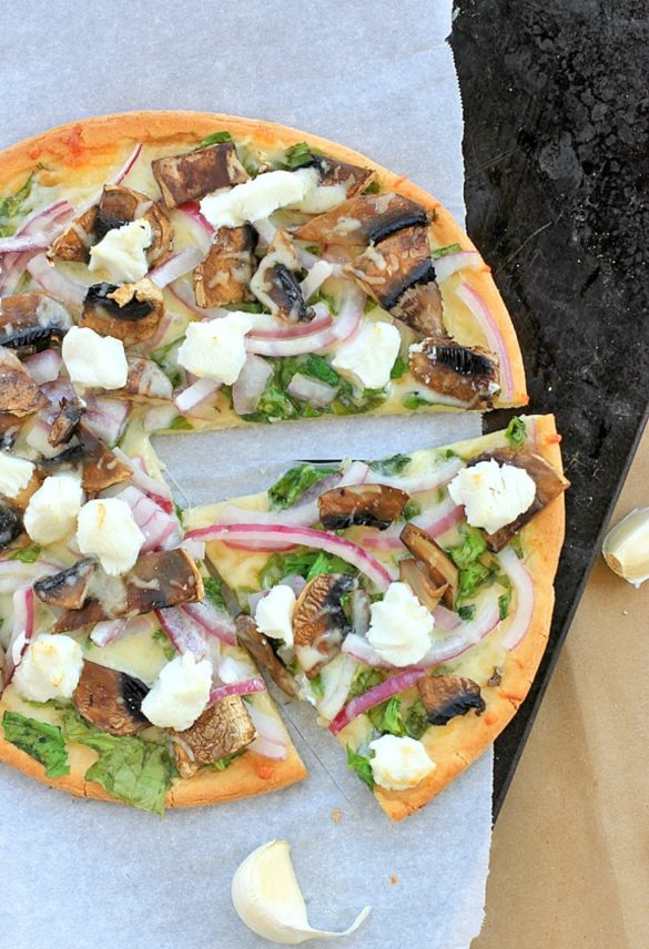 Easy Goat Cheese Pizza with Spinach, Mushrooms, & Onion
