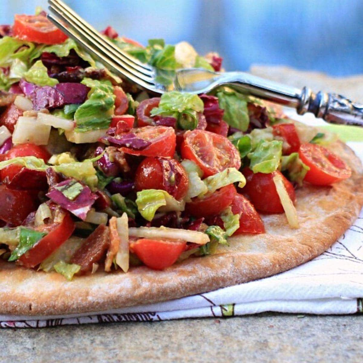 Farmers Market BLT & Avocado Chopped Pizza Salad - Healthy Gluten-Free ...